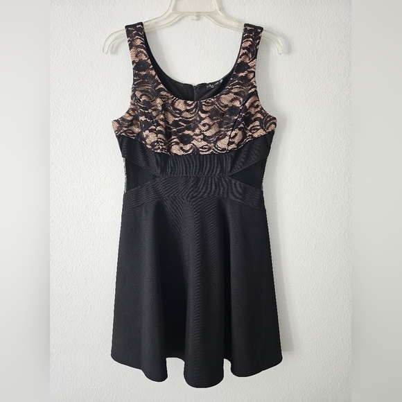 Ruby Rox | Dresses | Ruby Rox Dress In Black With Lace Detail | Poshmark